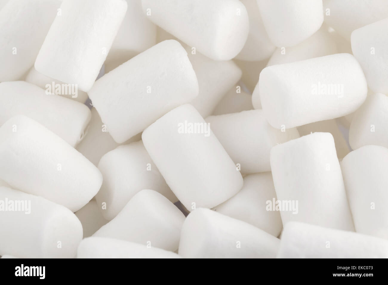 White marshmallows close up Stock Photo - Alamy