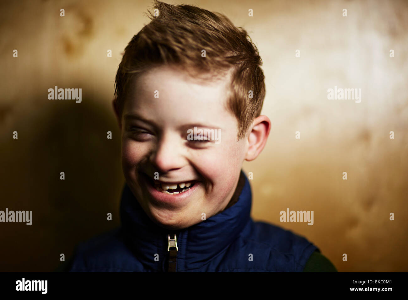Boy laughing hi-res stock photography and images - Alamy