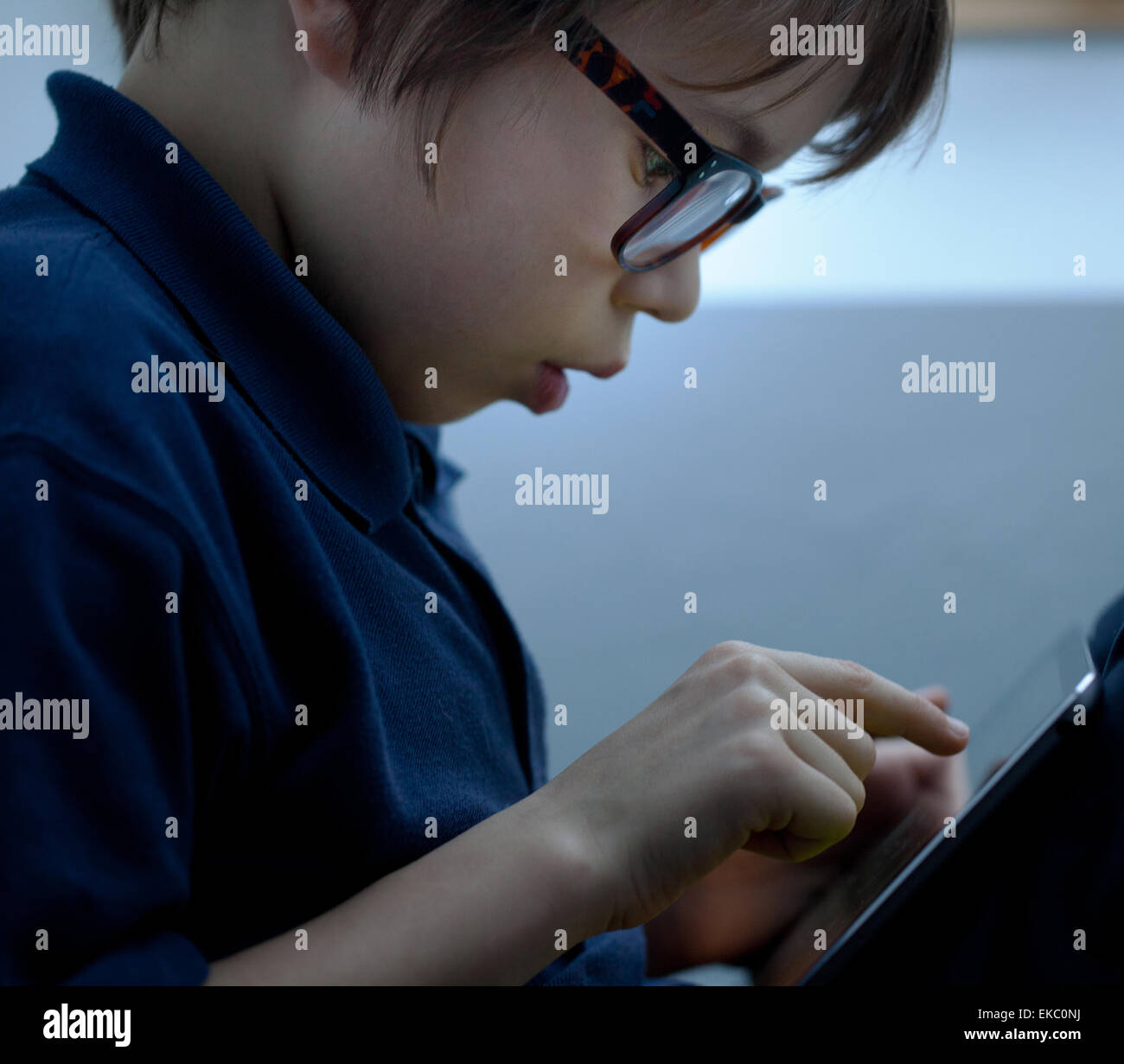 Boy wearing glasses hi-res stock photography and images - Alamy