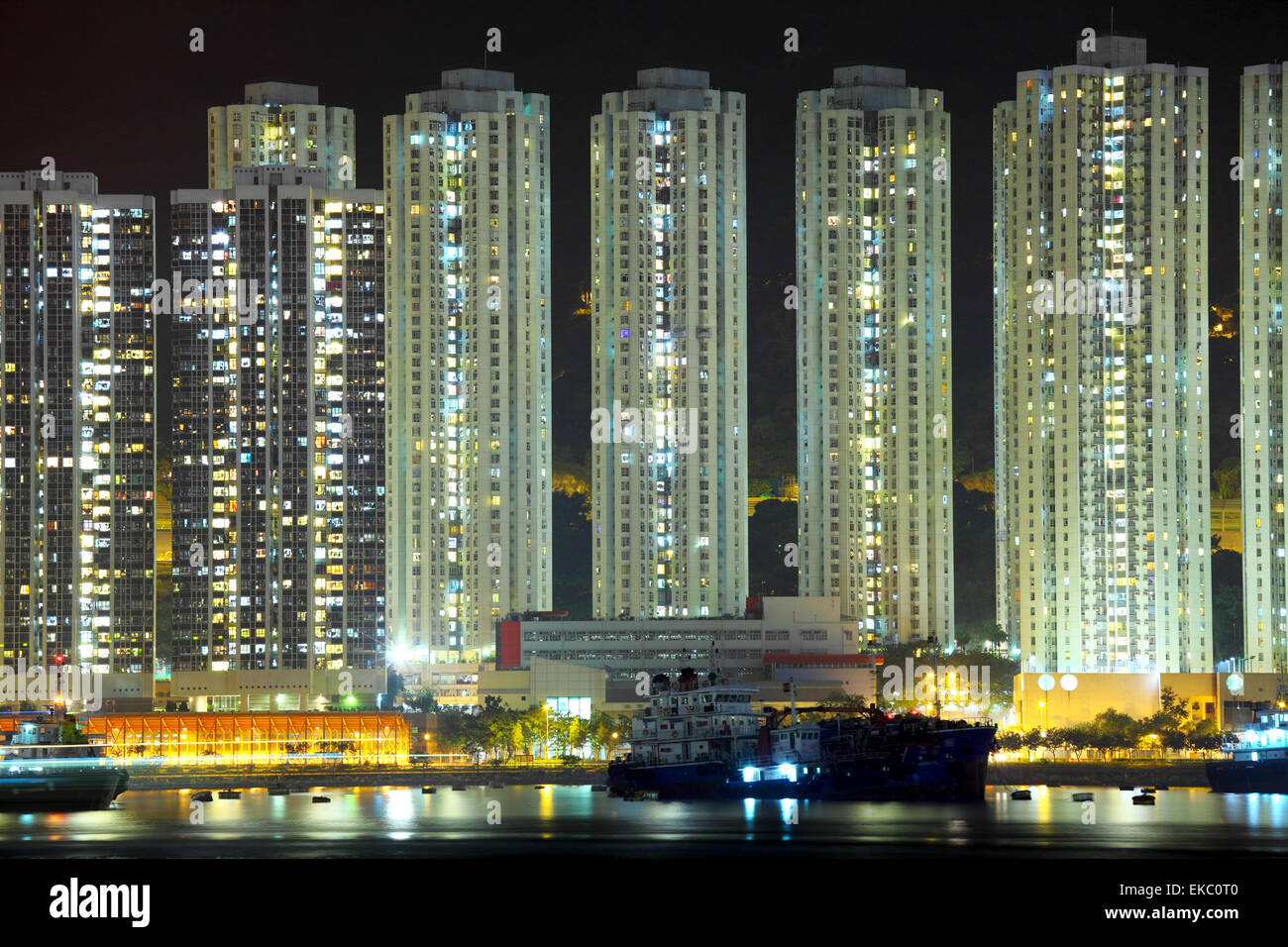 apartment building at night Stock Photo - Alamy