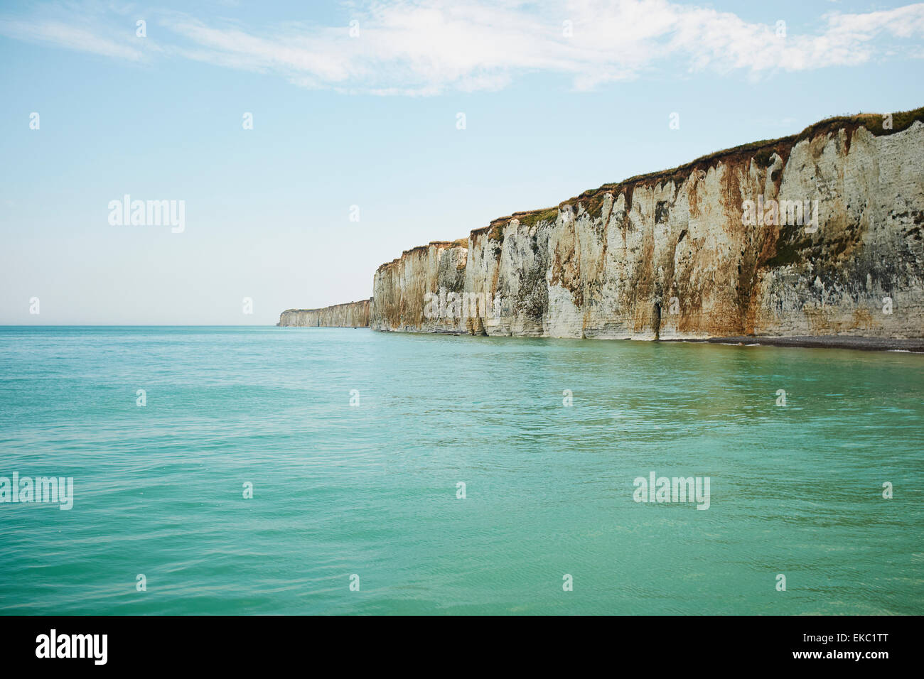 Seascape with cliffs hi-res stock photography and images - Alamy
