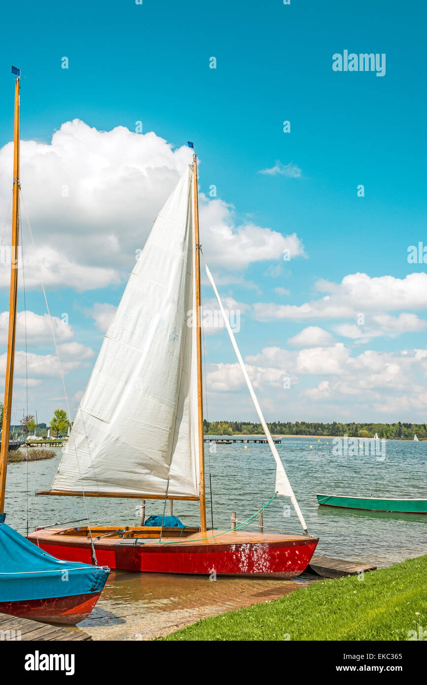Bright red sail hi-res stock photography and images - Alamy