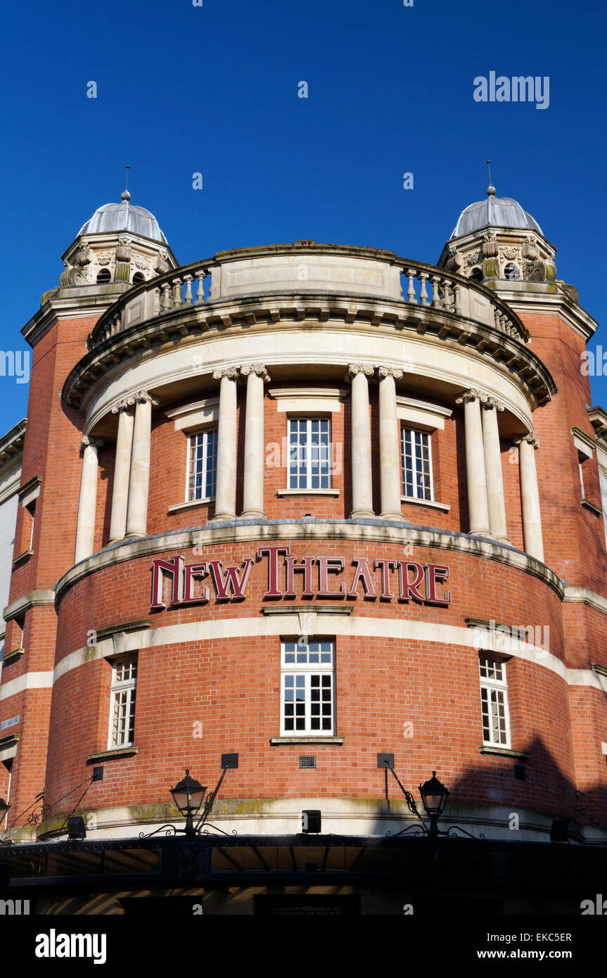 New theatre cardiff hi-res stock photography and images - Alamy