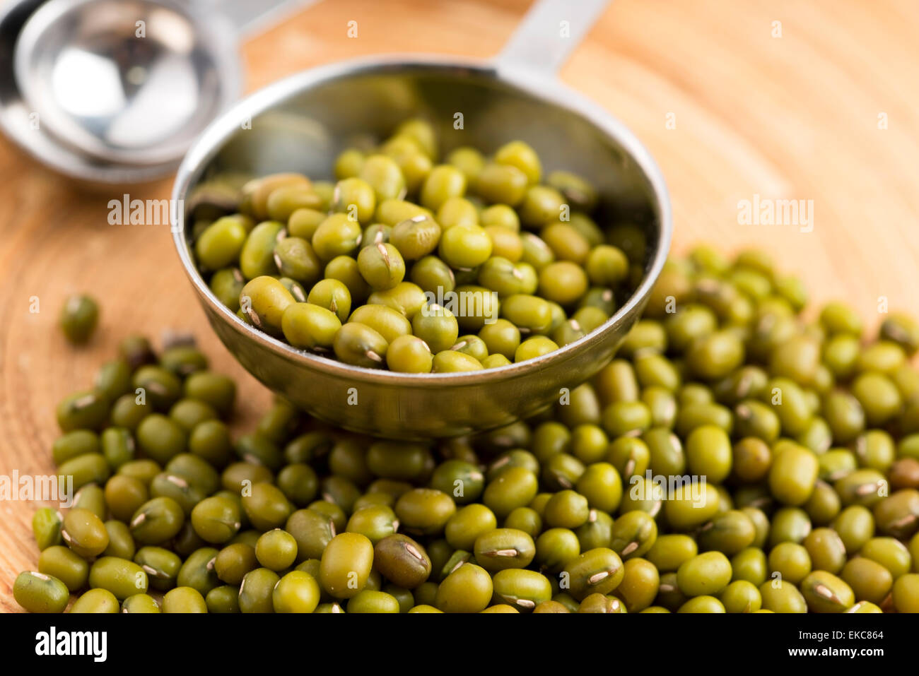 Mung pea hi-res stock photography and images - Alamy