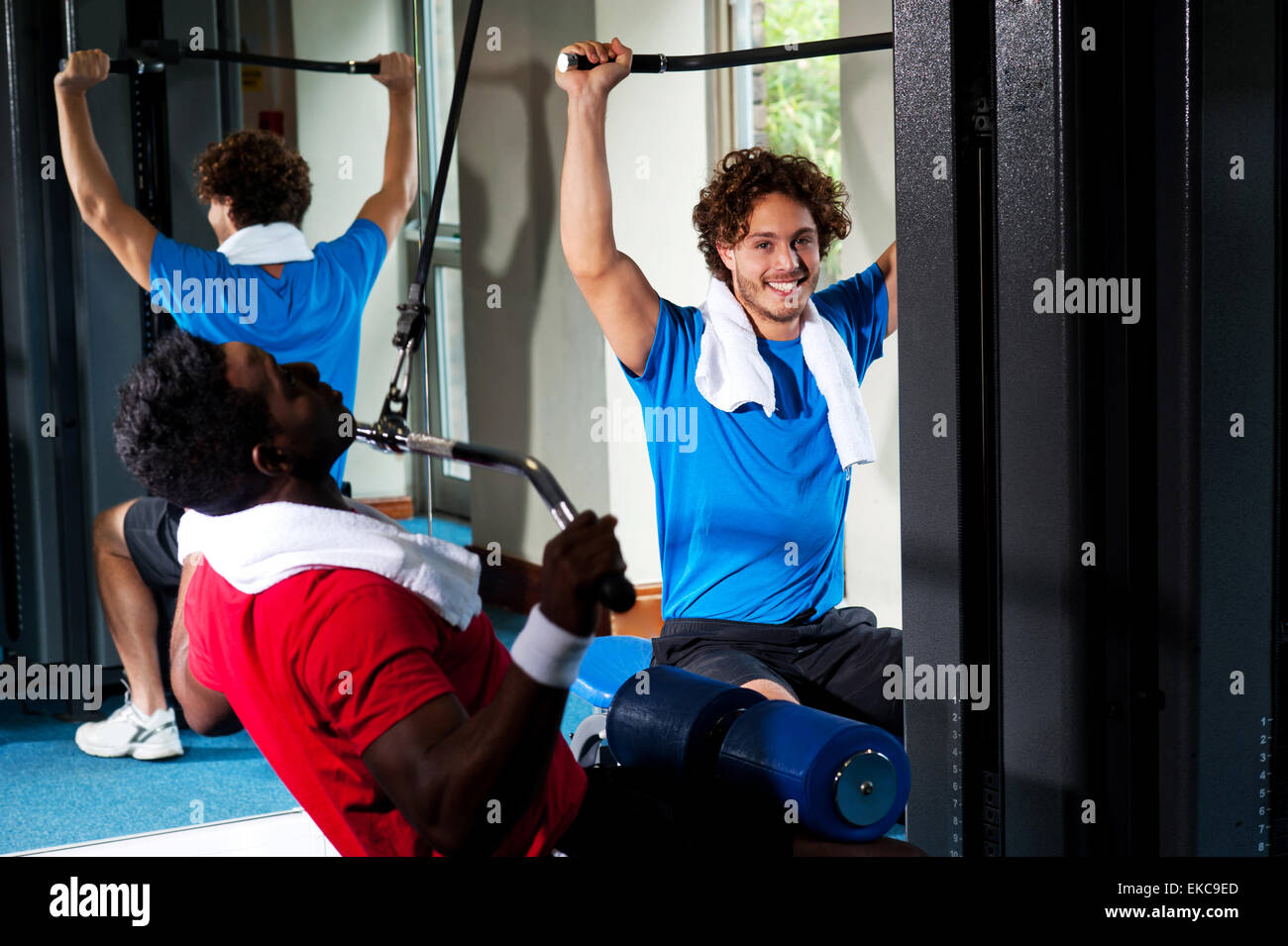 Guys gym male hi-res stock photography and images - Alamy