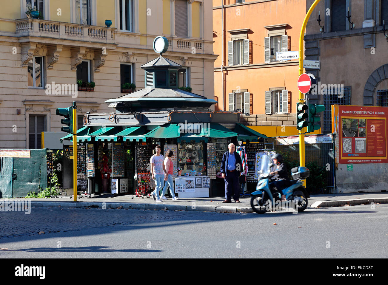 Italy Rome kiosk Stock Photo - Alamy