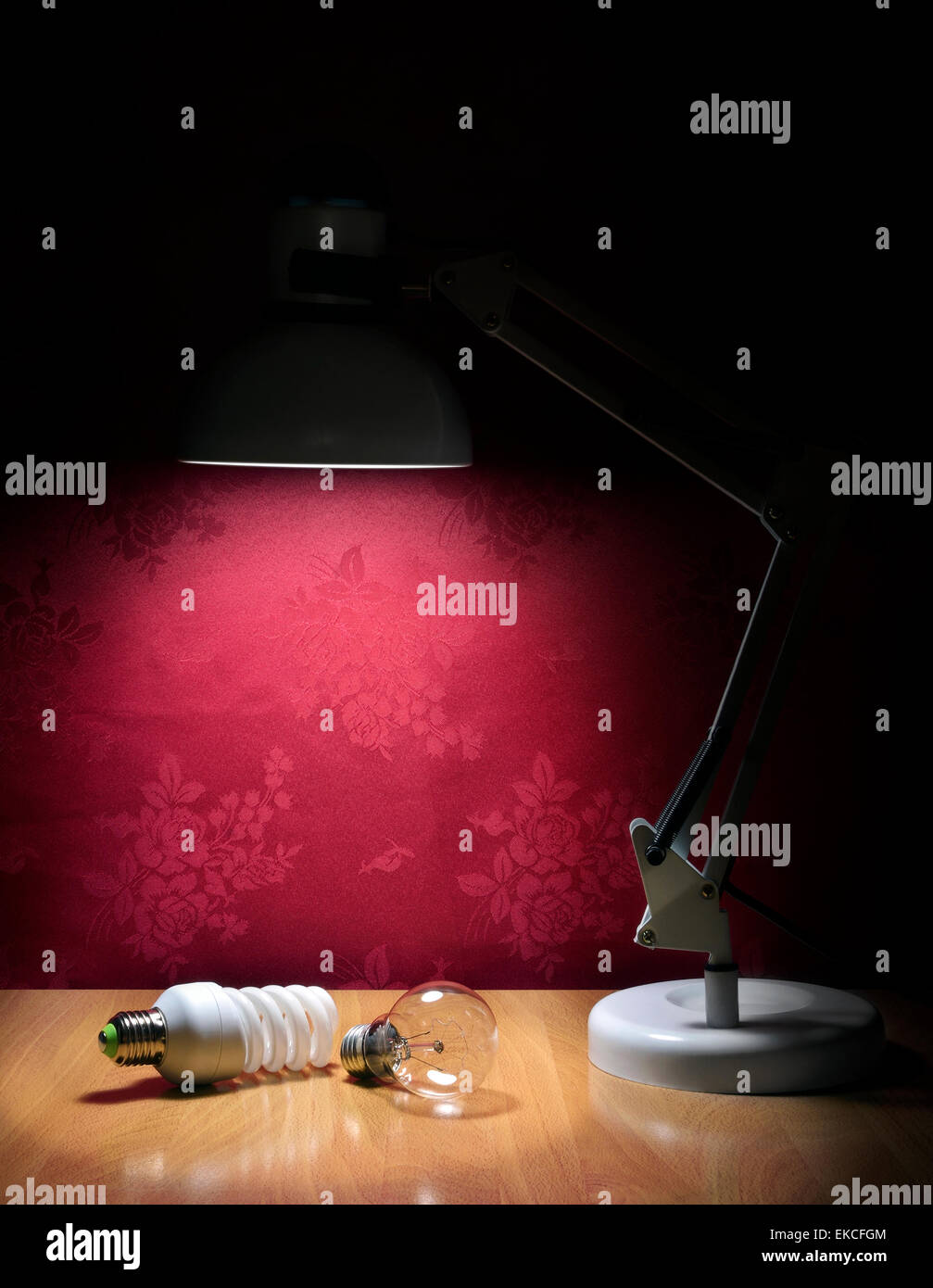Lamp and light bulbs Stock Photo - Alamy