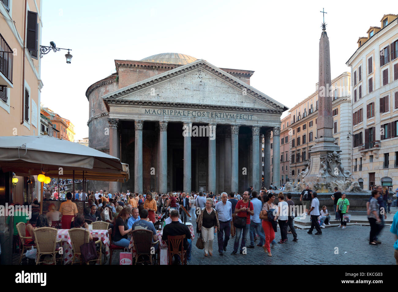 The piazza della rotonda hi-res stock photography and images - Alamy