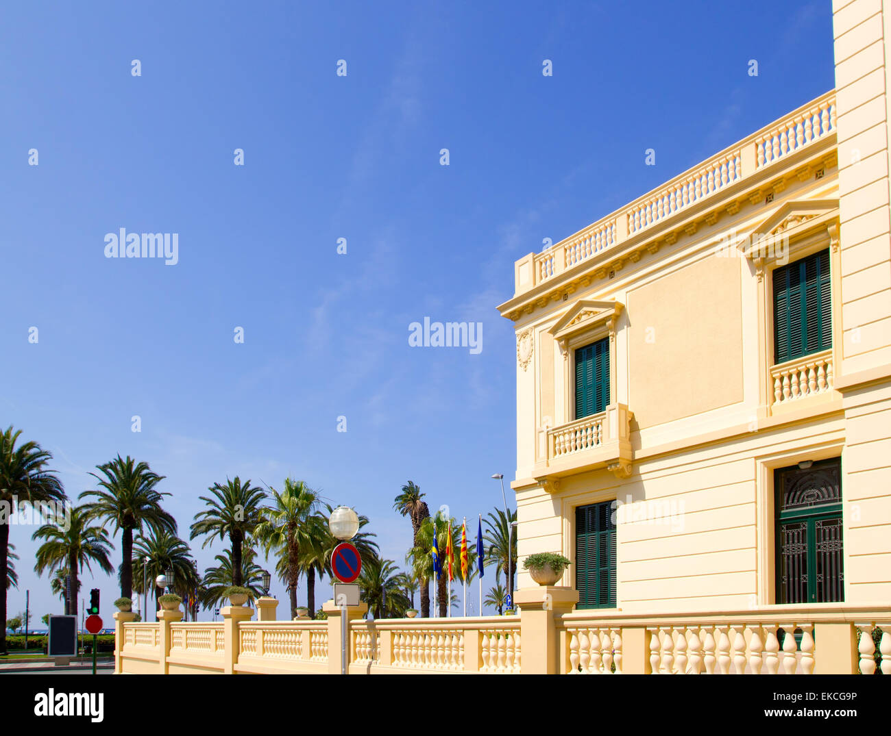 Salou Tarragona beach boulevard houses Stock Photo - Alamy