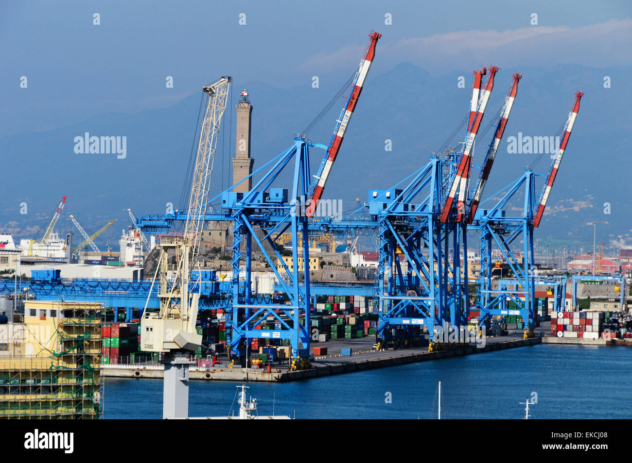 The harbor of genoa hi-res stock photography and images - Alamy