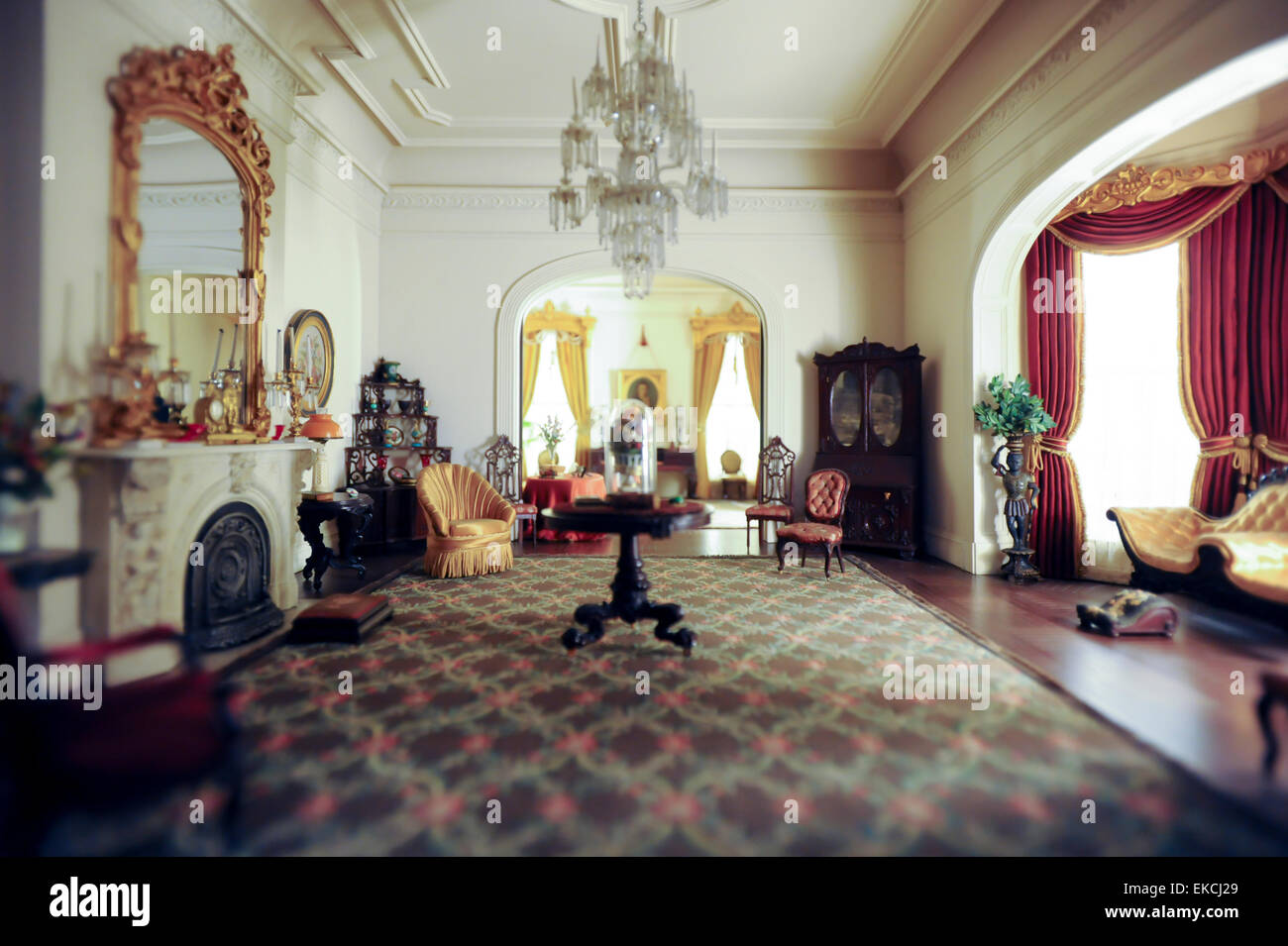 USA Illinois IL Chicago Art Institute Thorne Miniature rooms Georgia ...