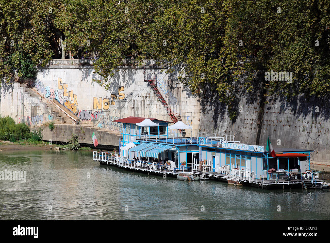 Bar fiume hi-res stock photography and images - Alamy