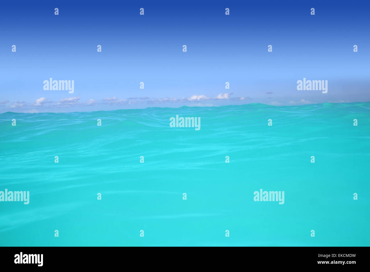 caribbean wave turquoise water Stock Photo - Alamy