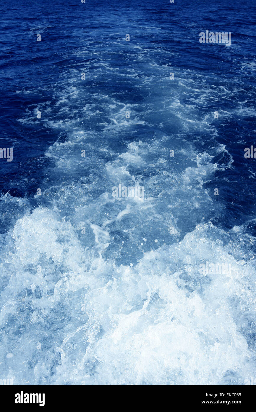 Propeller wash hi-res stock photography and images - Alamy