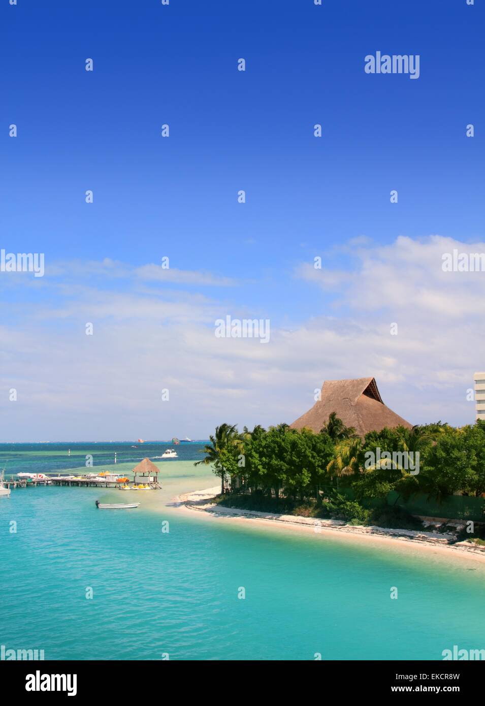 Cancun Mexico Lagoon and Caribbean sea Stock Photo - Alamy