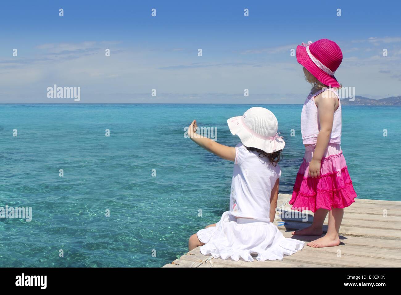 Family Goodbye Beach High Resolution Stock Photography and Images - Alamy