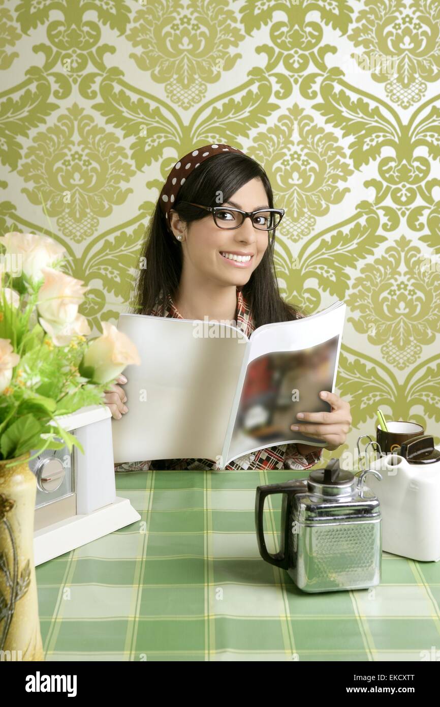 cafe retro woman kitchen coffee with magazine Stock Photo - Alamy