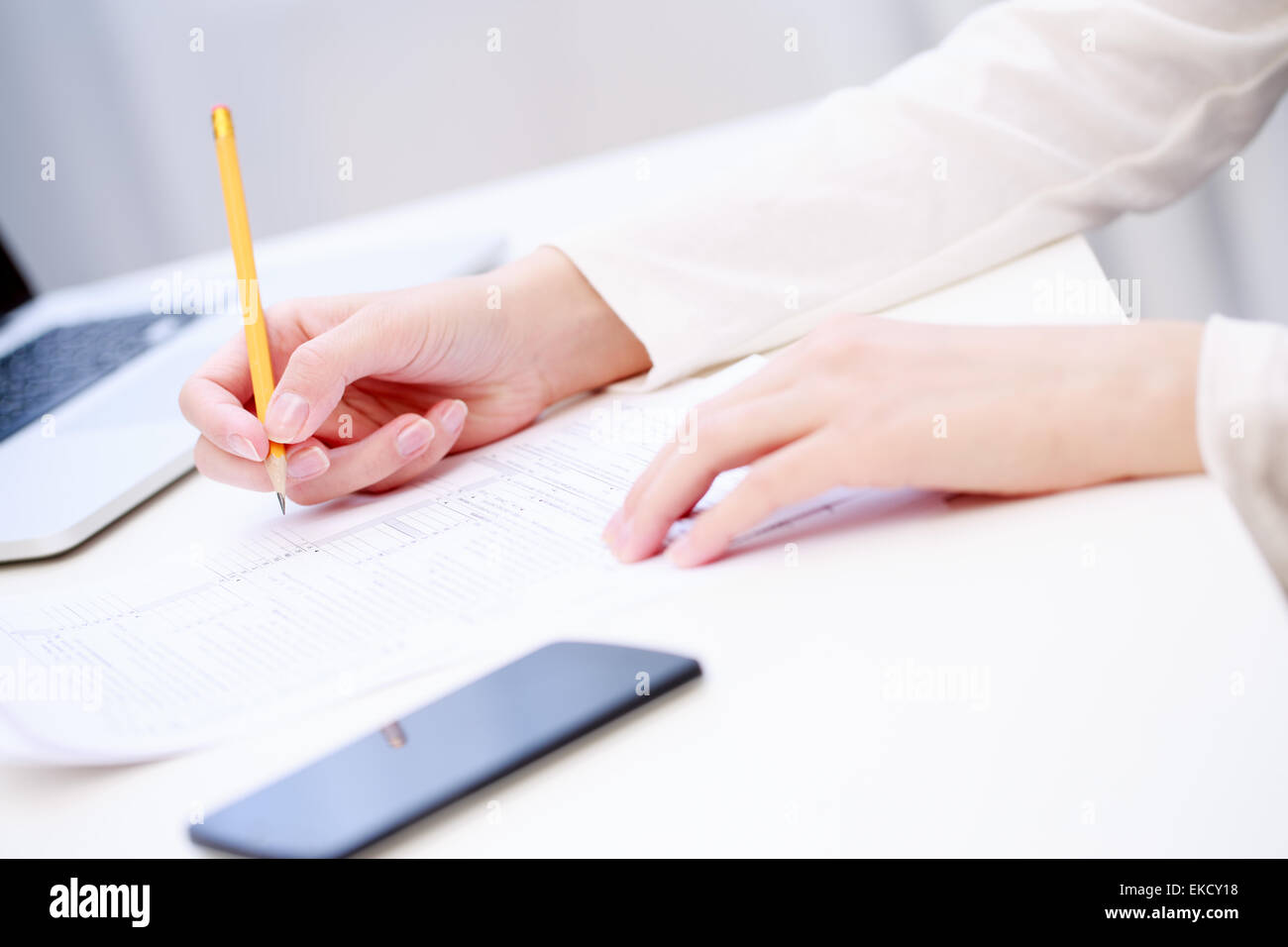 Female hand writing, close up Stock Photo - Alamy