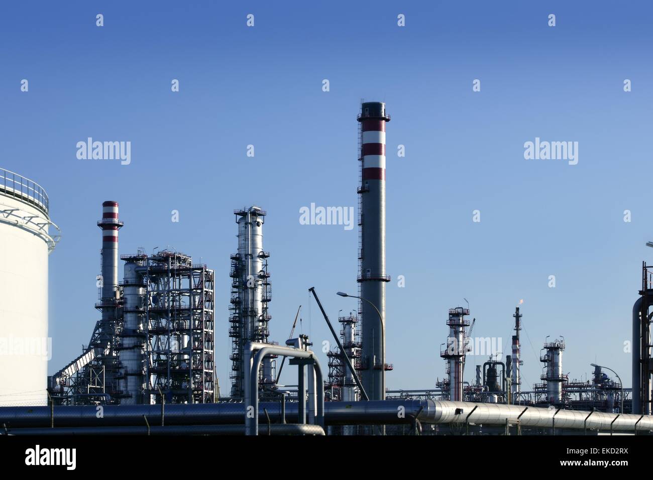 Chemical oil plant equipment petrol distillery Stock Photo - Alamy