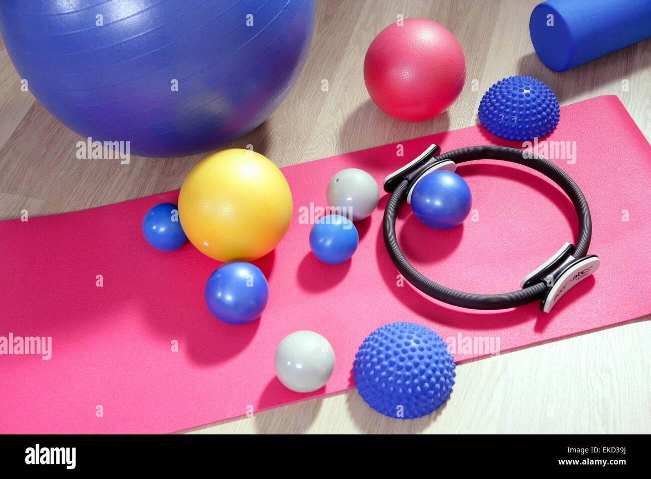 balls pilates toning stability ring roller yoga mat Stock Photo - Alamy