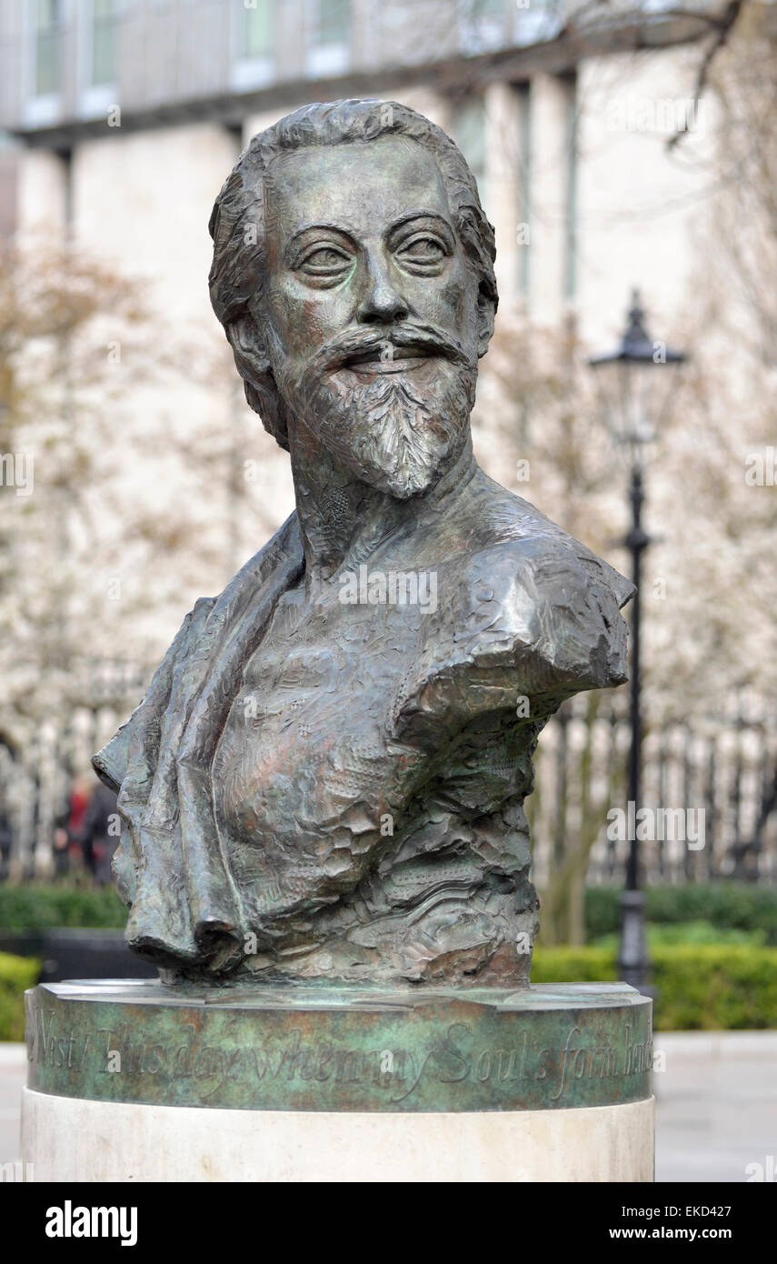 John donne monument hi-res stock photography and images - Alamy