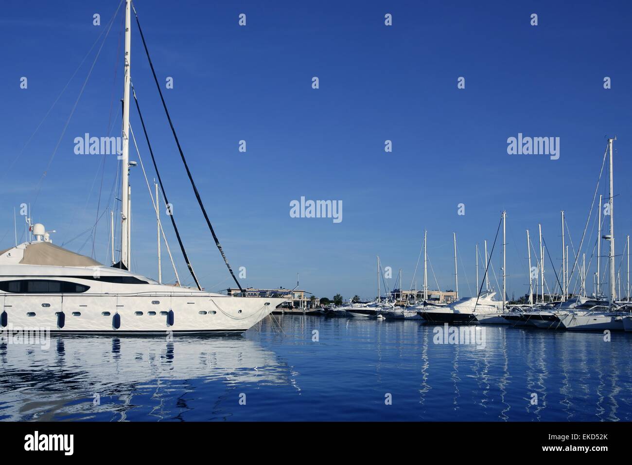 Blue marina view saltwater vacation dock Stock Photo - Alamy