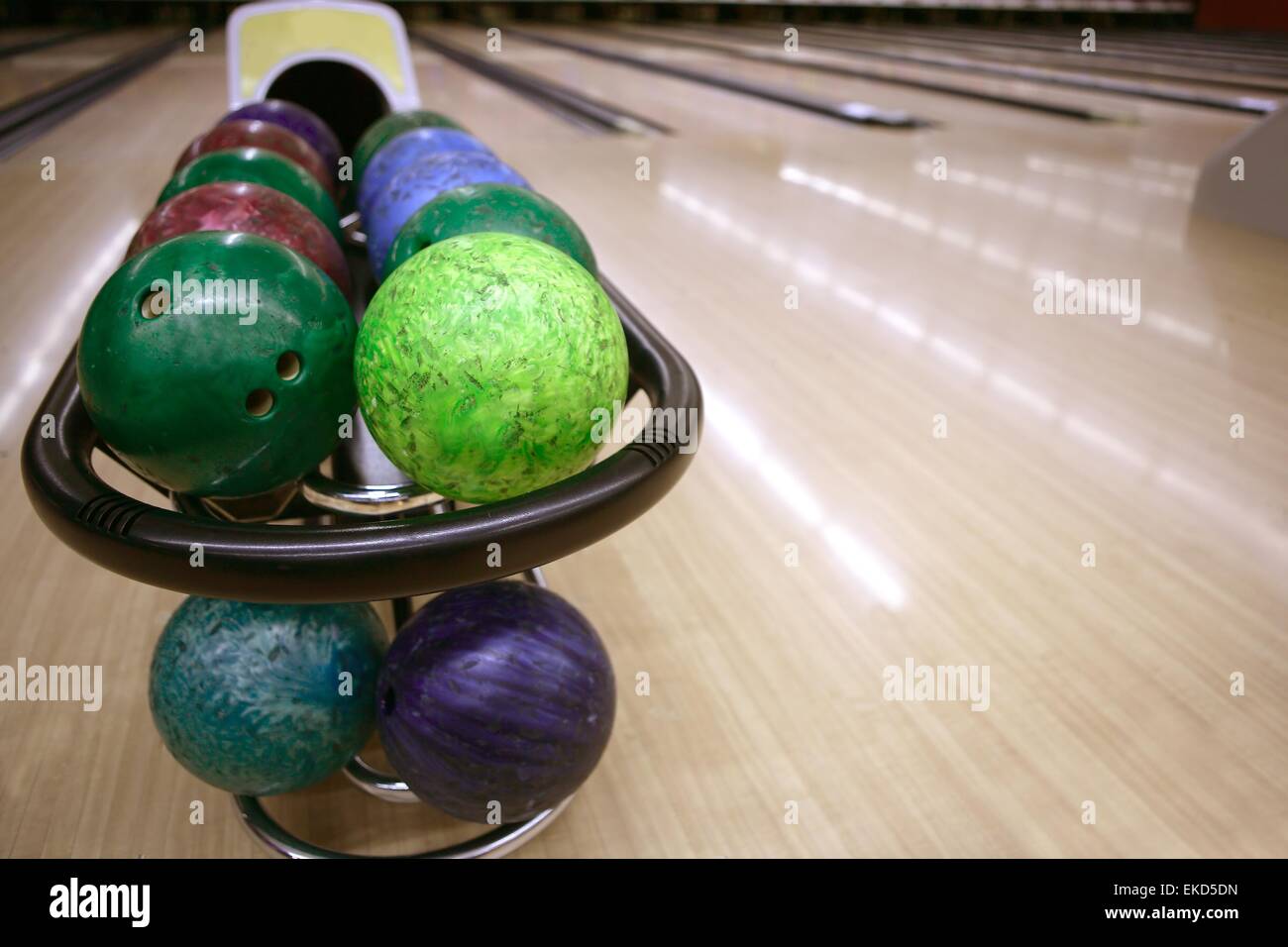 Interior bowling center hi-res stock photography and images - Alamy