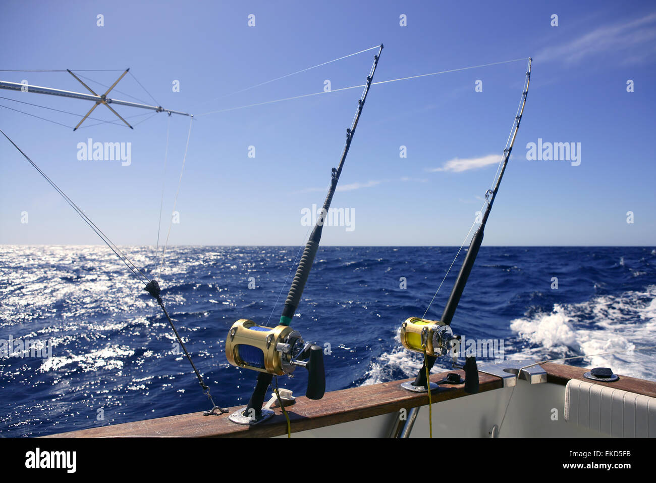 Angler boat big game fishing in saltwater Stock Photo - Alamy