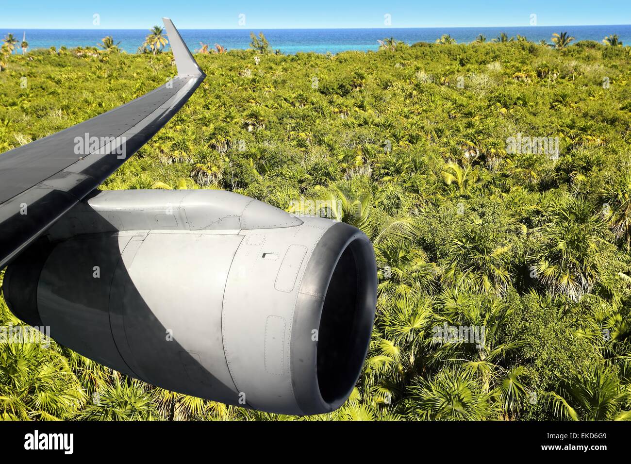 airplane wing aircraft turbine flying Stock Photo - Alamy