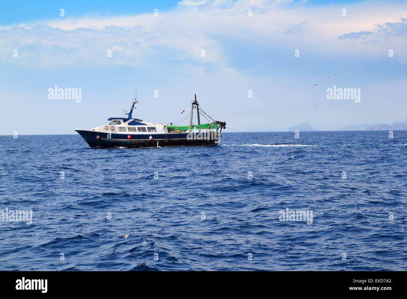 Capstan winch trawler fishing boat hi-res stock photography and images ...