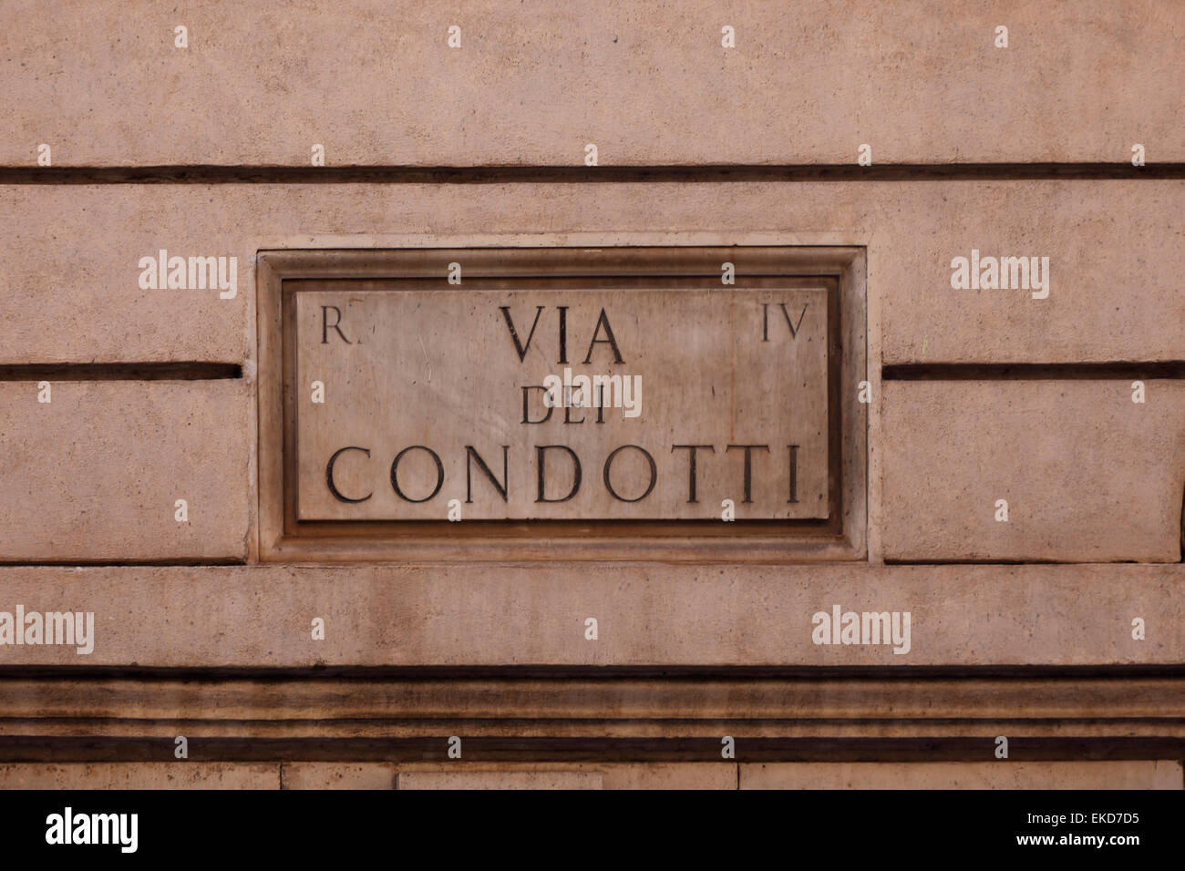 [via dei condotti] street hi-res stock photography and images - Alamy