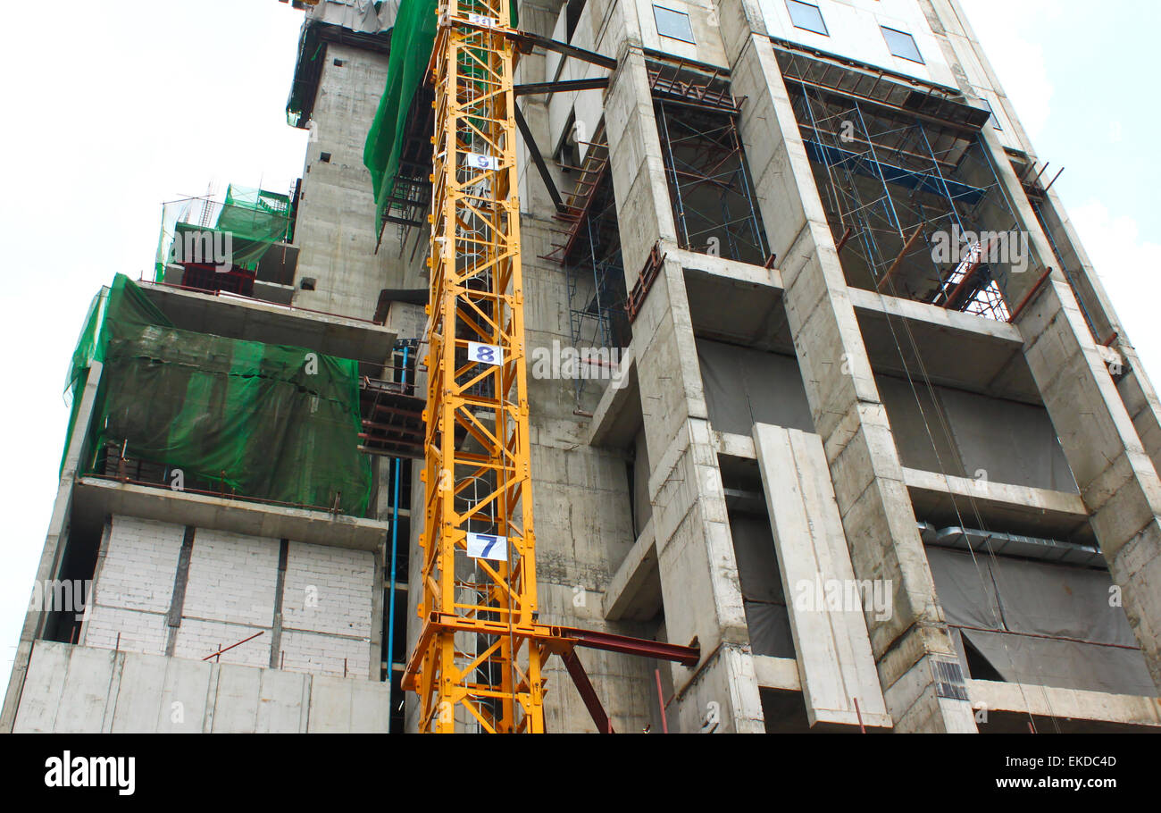Under construction building in bangkok Stock Photo - Alamy