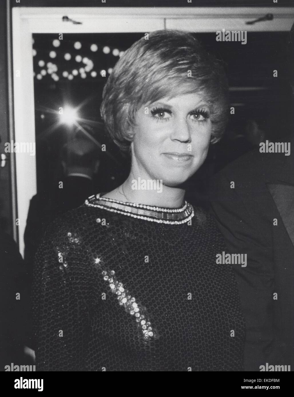Vicki lawrence hi-res stock photography and images - Alamy