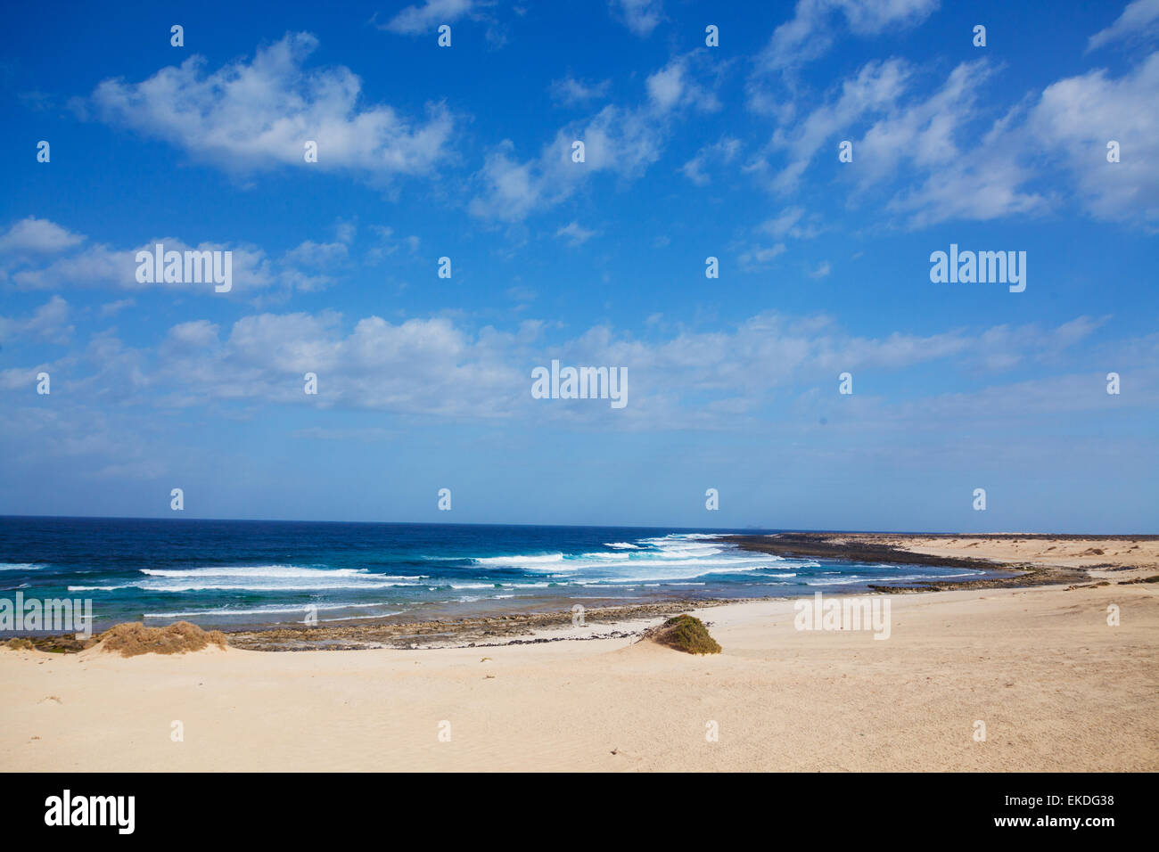 Open beach hi-res stock photography and images - Alamy