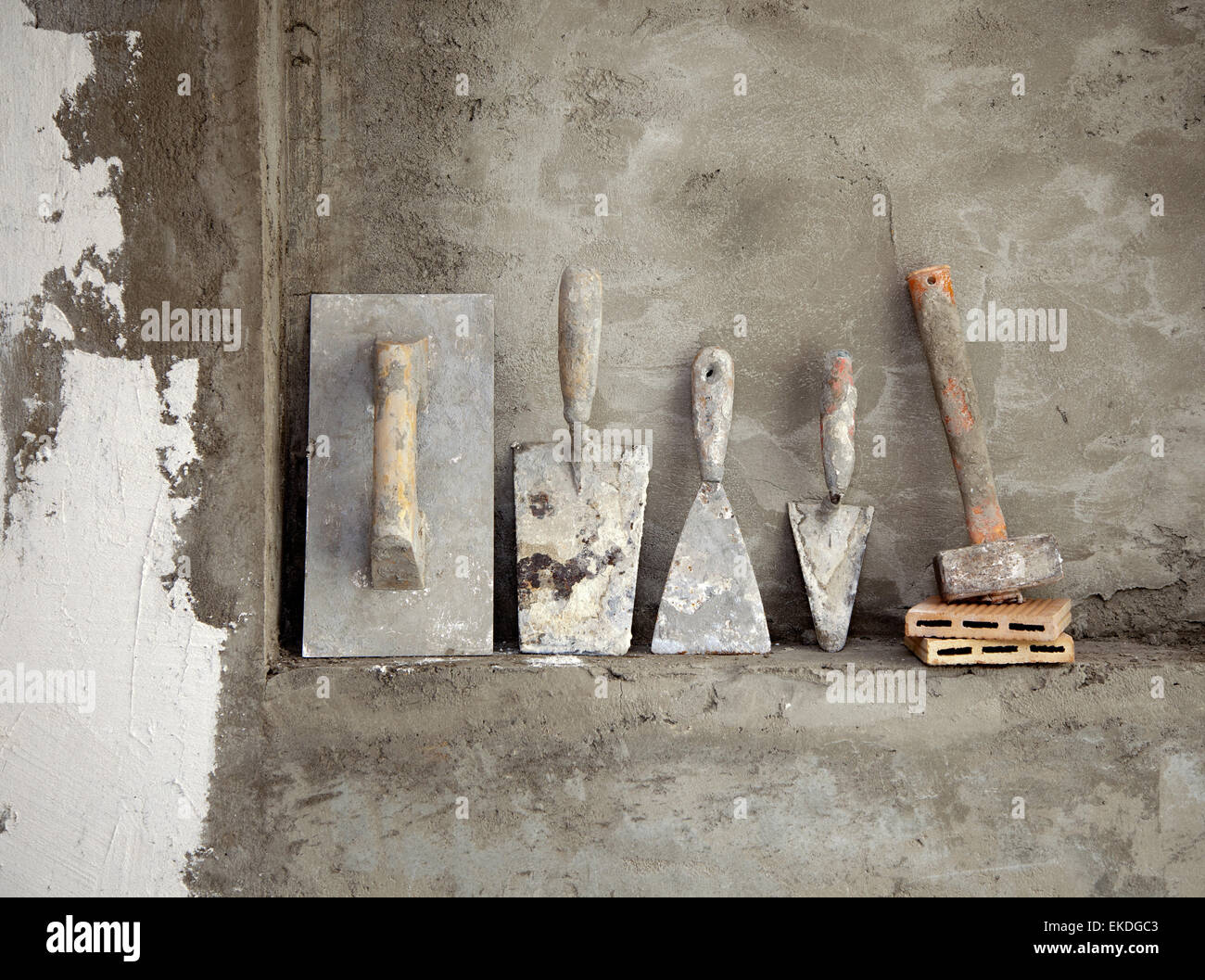aged construction cement mortar used tools Stock Photo - Alamy