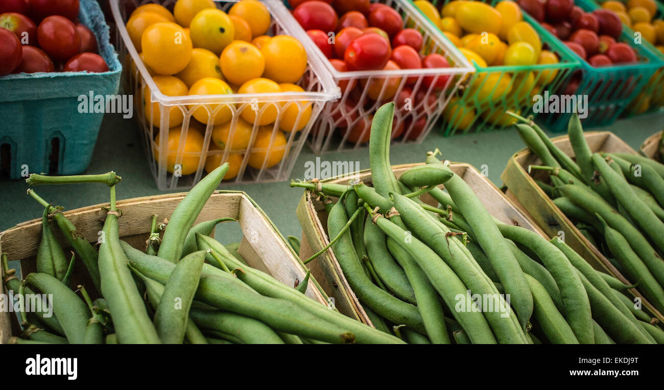 Farm fresh vegetable sales Stock Photo - Alamy