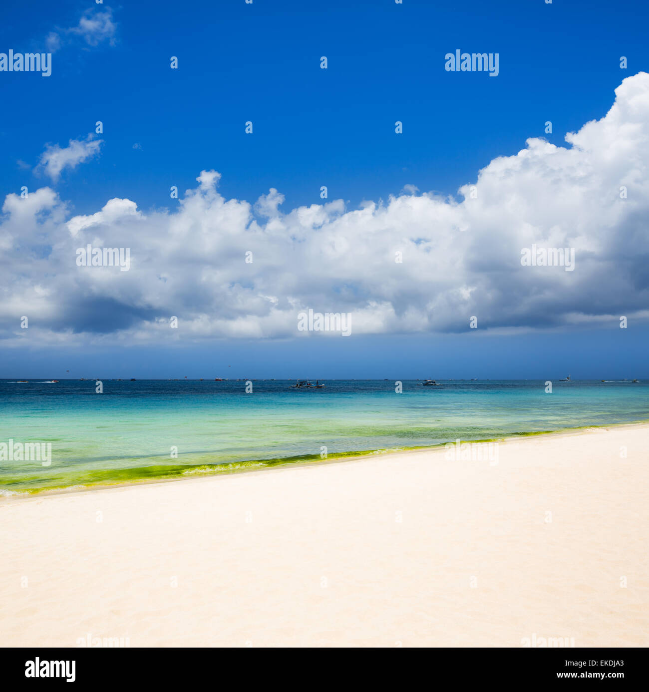 Beautiful view sand beach ocean hi-res stock photography and images - Alamy