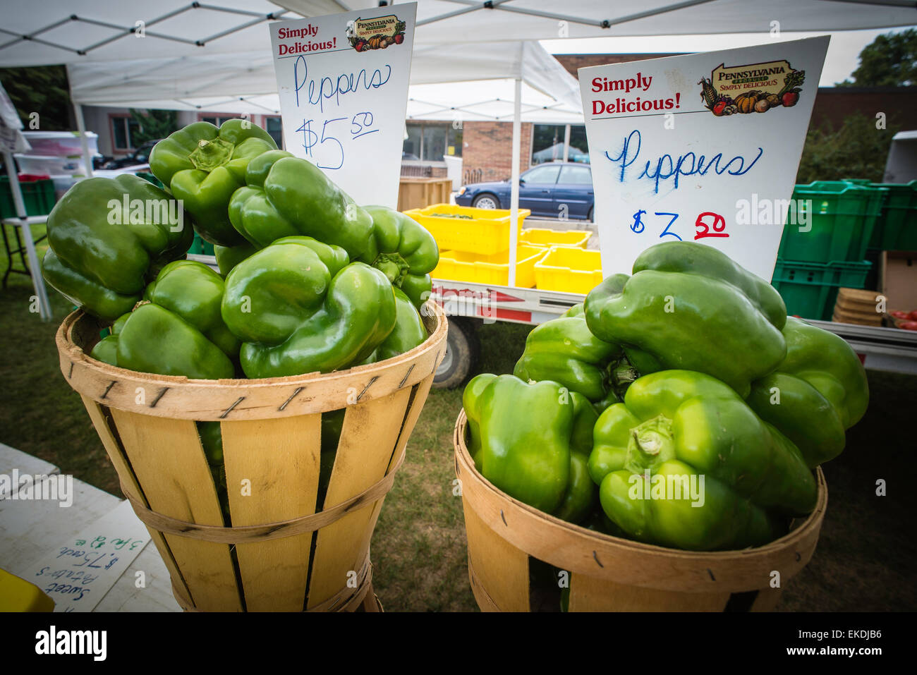 Farm fresh vegetable sales Stock Photo - Alamy