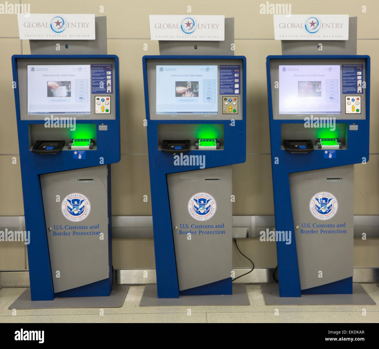 Global Entry and Automated Passport Control (APC) Kiosks help ...