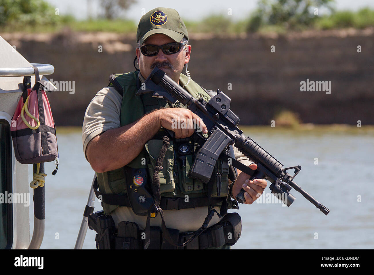 Cbp safe boat hi-res stock photography and images - Alamy