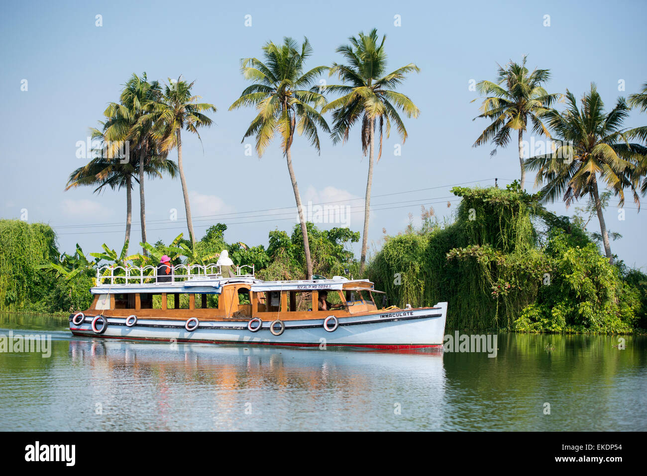 Passenger boat kerala backwaters hi-res stock photography and images ...