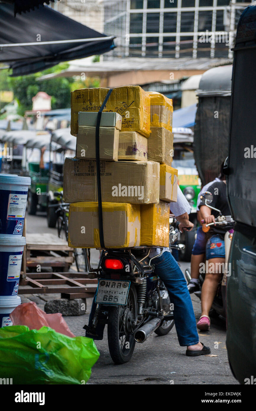 Delivery courier on motorbike hi-res stock photography and images - Alamy