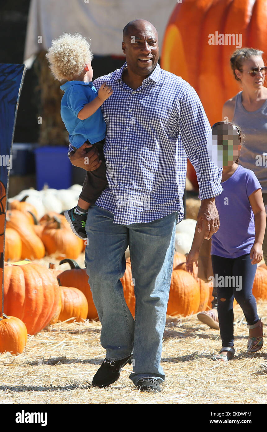 Byron allen wife jennifer lucas hi-res stock photography and images - Alamy