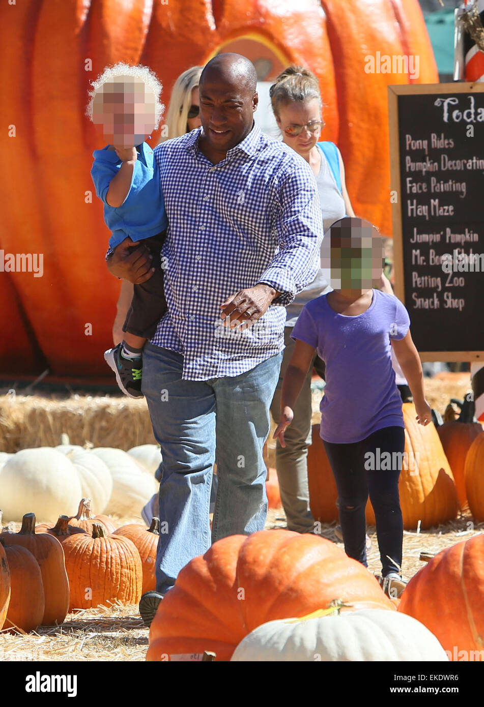 Byron allen wife jennifer lucas hi-res stock photography and images - Alamy