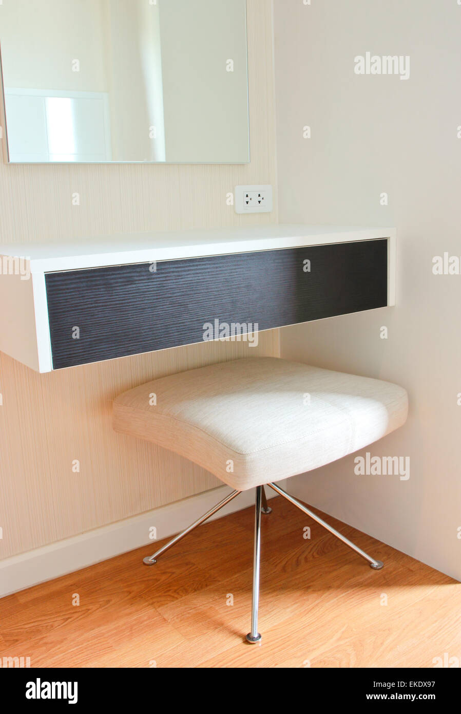 Hotel room dressing table hi-res stock photography and images - Alamy