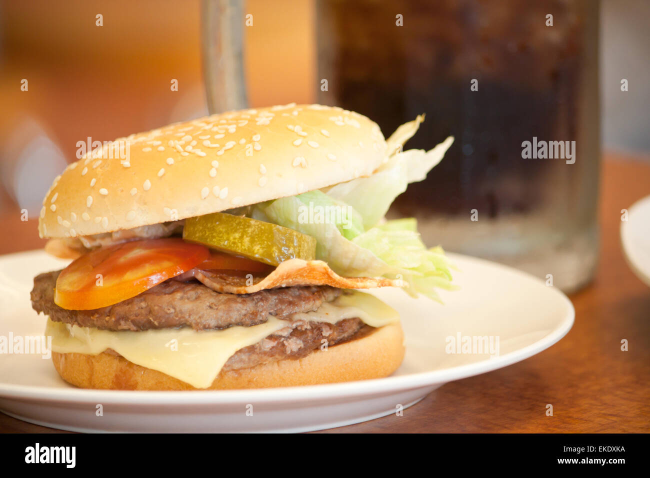 Burger shop not outside hi-res stock photography and images - Alamy