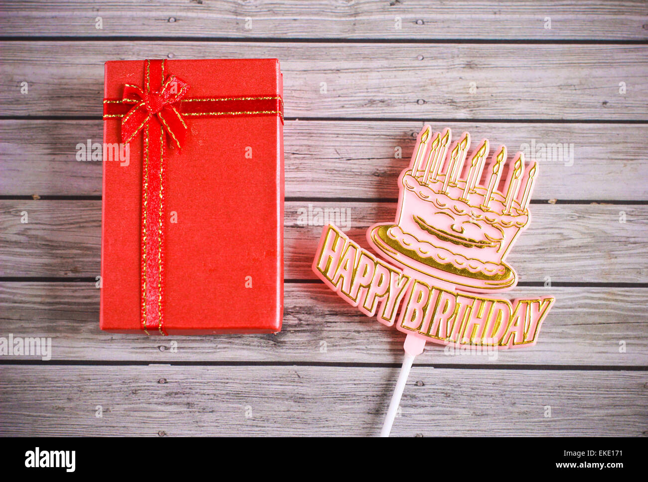happy birthday and present box on wooden background Stock Photo - Alamy