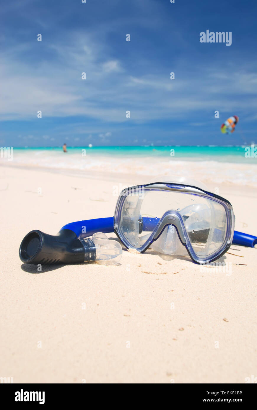 Snorkeling equipment snorkel diving hi-res stock photography and images ...