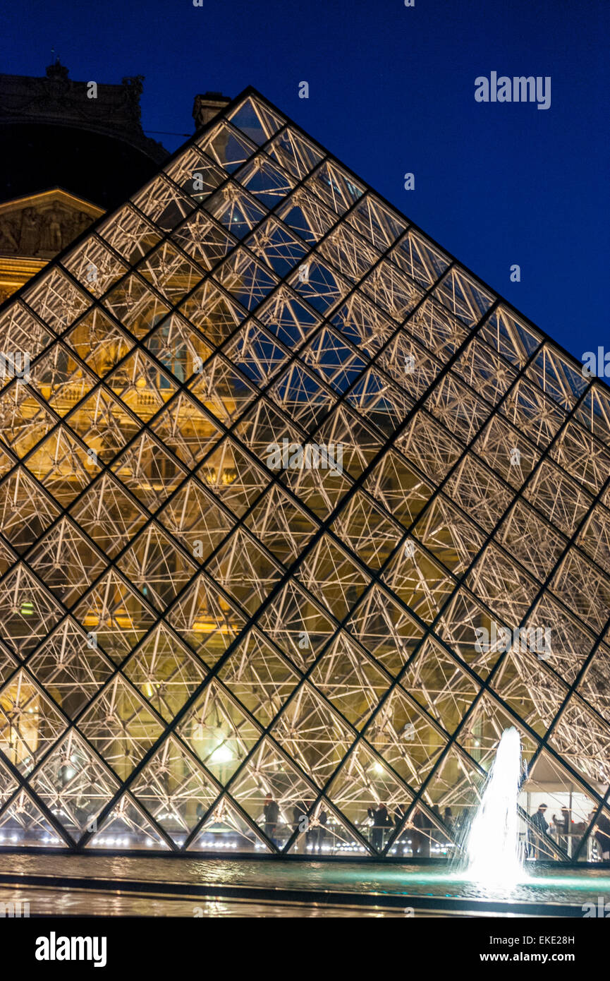 Pyramid of lights hi-res stock photography and images - Alamy