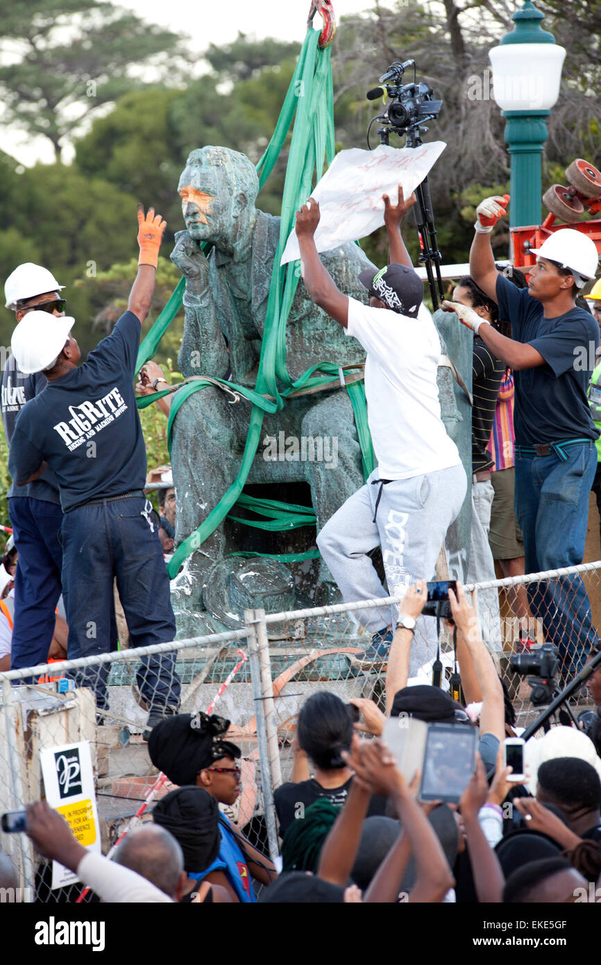 Cape Town, South Africa. 09th Apr, 2015. The statue of imperialist ...